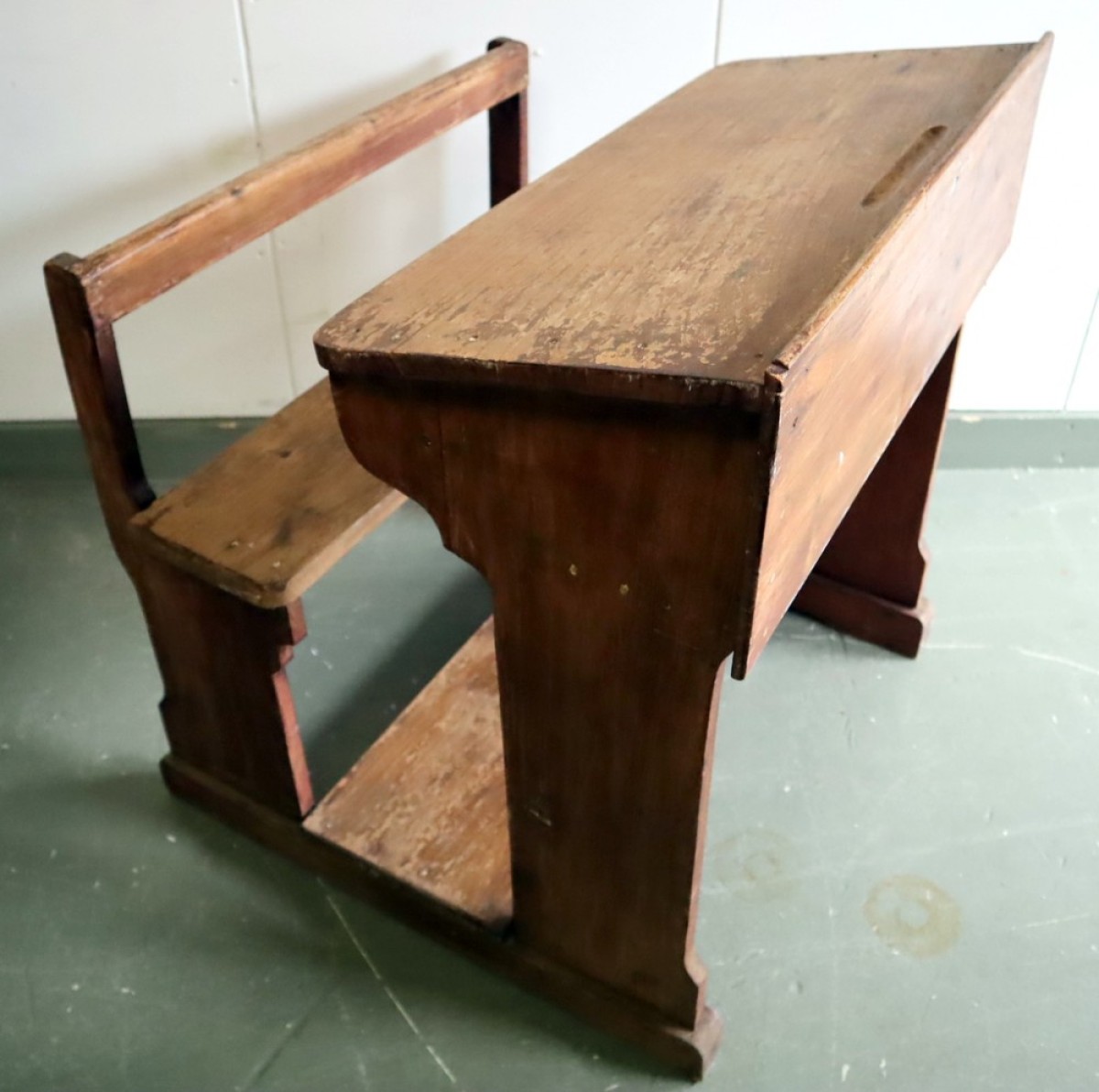 Veilinghuis-Online - kavel-details Houten School lessenaar