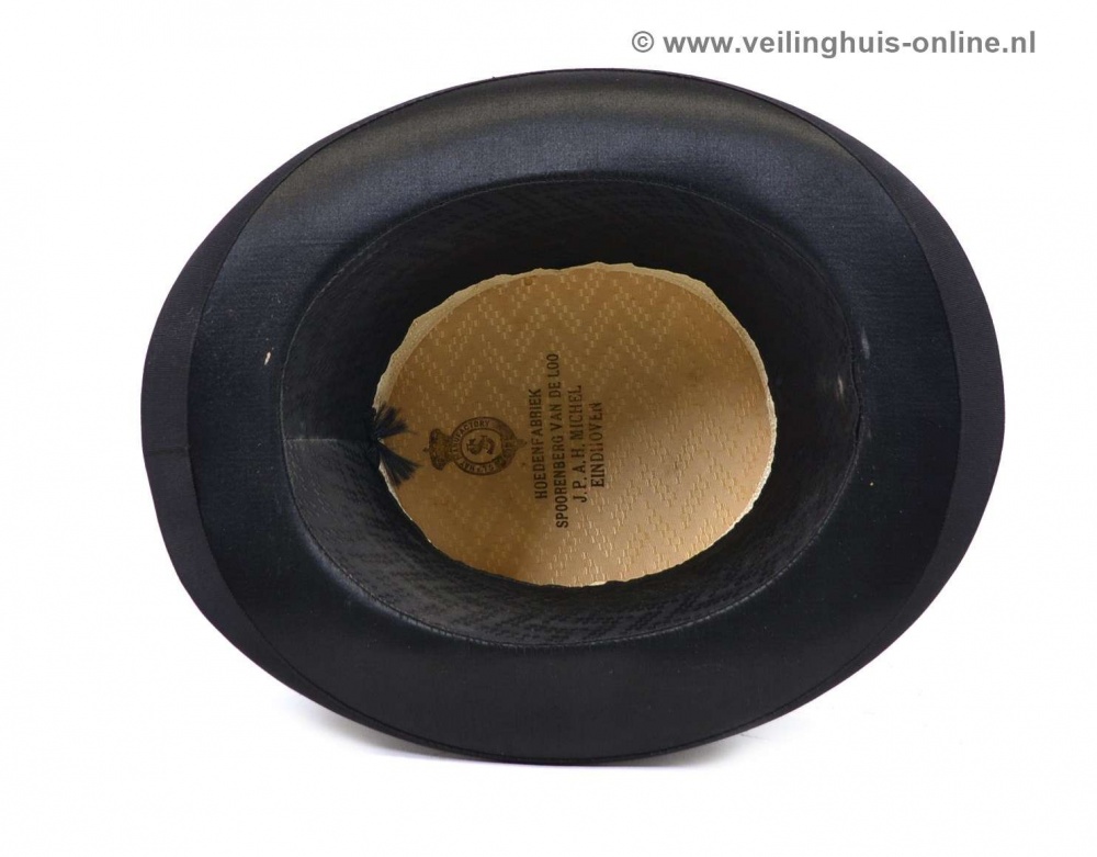 Veilinghuis-Online - kavel-details Hoedendoos met opklapbare hoge hoed