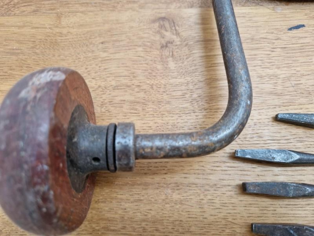 Veilinghuis-Online - kavel-details Vintage Handboor