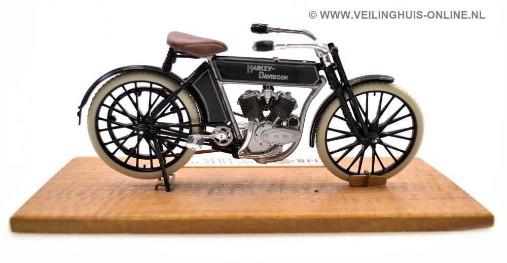 Veilinghuis-Online - kavel-details Miniatuur motor