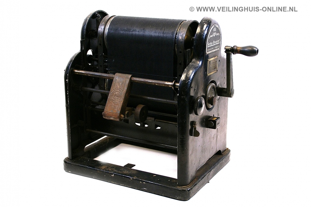 Veilinghuis-Online - kavel-details Antieke industriële stencil machine